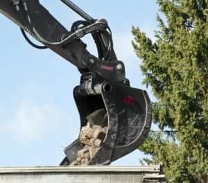 OilQuick Canada l OilQuick : Automatic quick coupler systems l CRD
